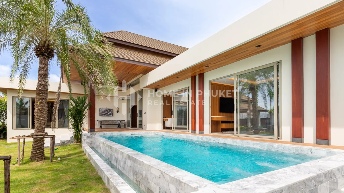 Modern 4-Bed L-Shaped Pool Villa - Home In Phuket